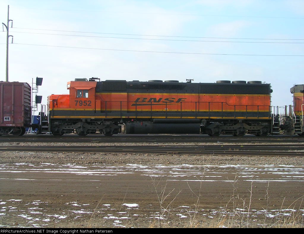 BNSF 7952